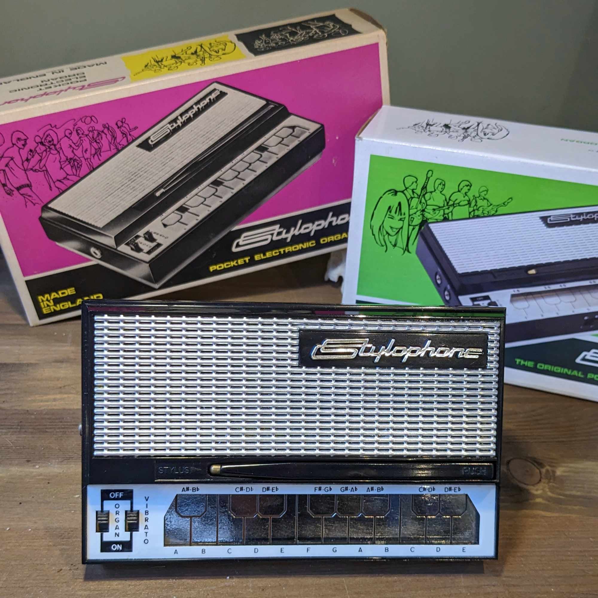 Stylophone electronic keyboard | Morbitorium